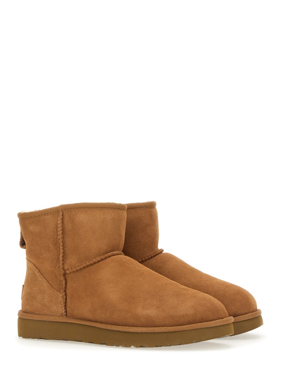 UGG - SCARPA CLASSIC MINI II IN PELLE - Eleonora Bonucci